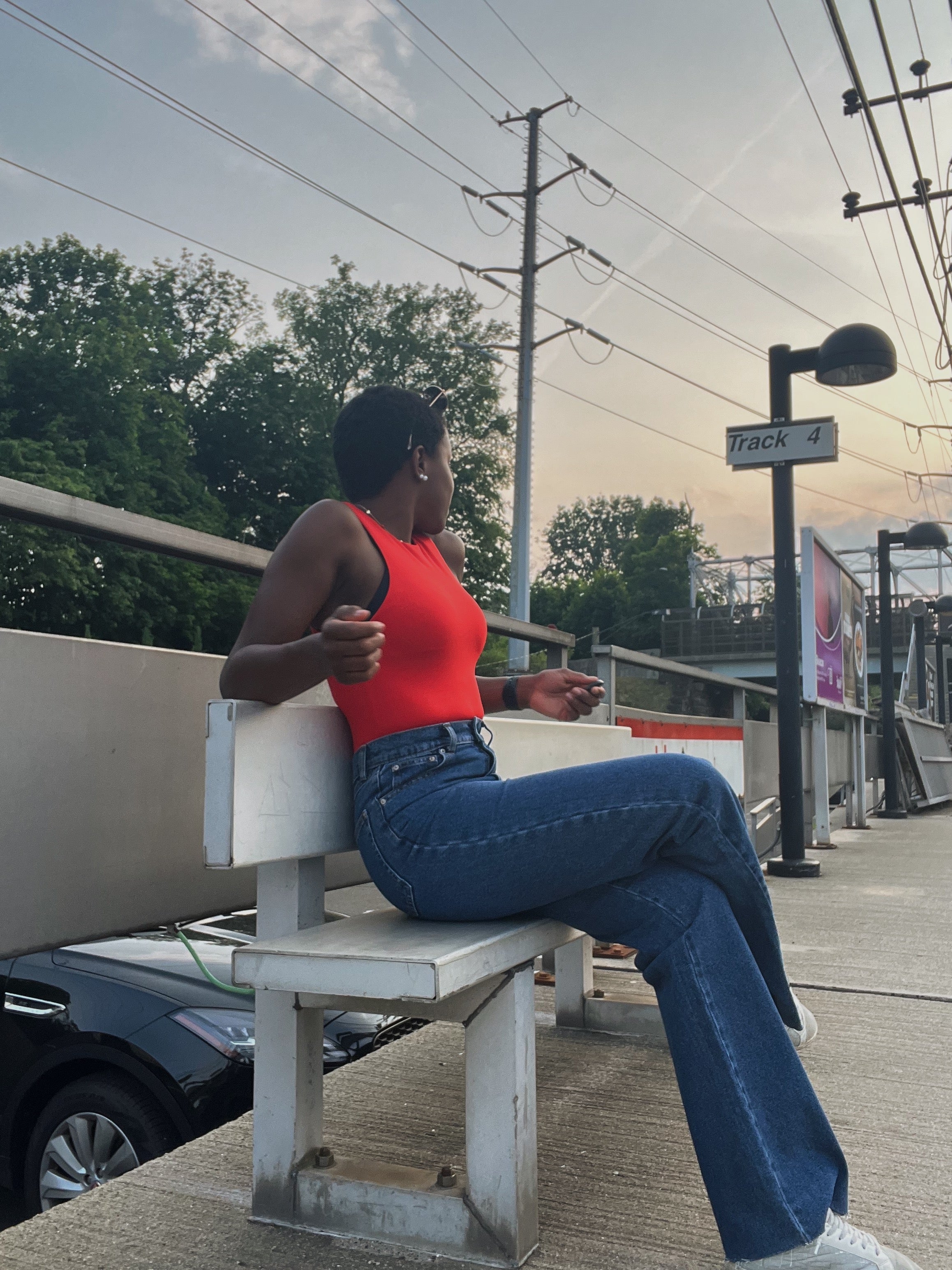 LET’S TALK ABOUT THE ADJUSTABLE ELASTIC WAISTBAND – Tony's Denim